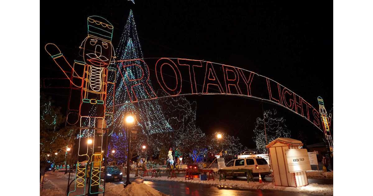 Video: Students work security at Rotary Lights - Campus Connection | UW ...